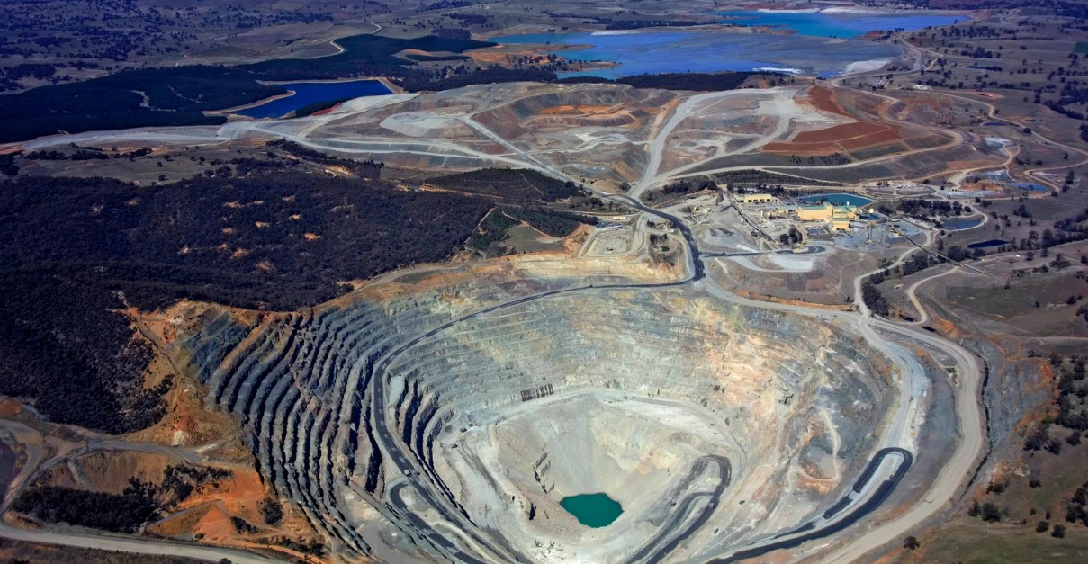 Drones in Oil and Gas | Toll Uncrewed Systems